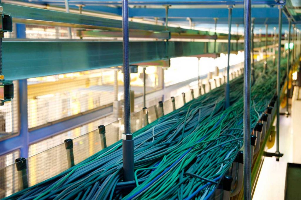 Equinix sirve como puerta de entrada para el sistema de cable submarino ...