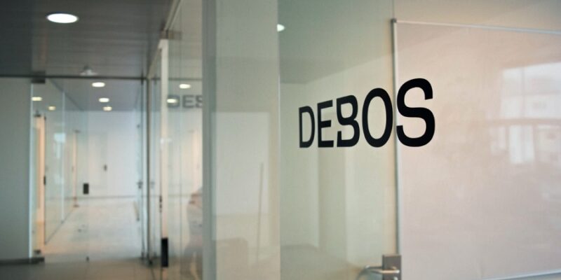 DEBOS anuncia el primer sistema operativo español para la ...