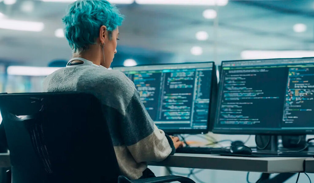 IBM se compromete a formar a 2 millones de personas en inteligencia ...